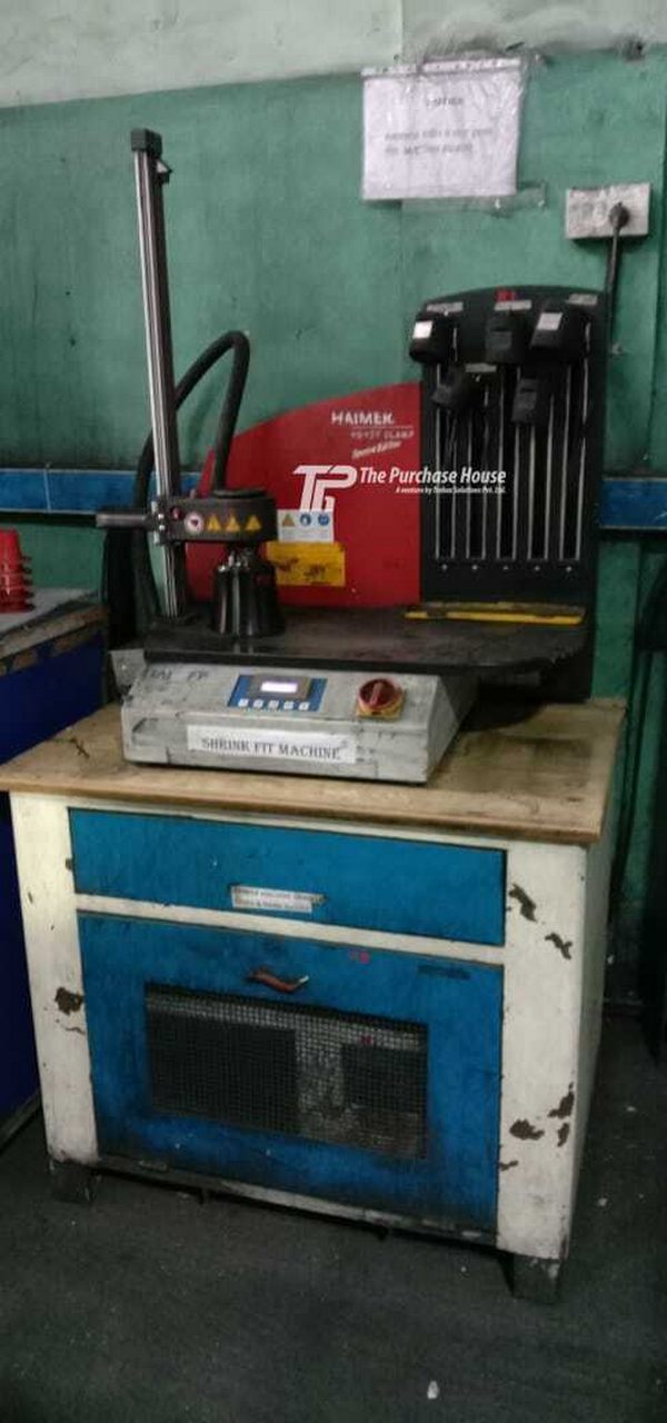 SHRINK FIT MACHINE