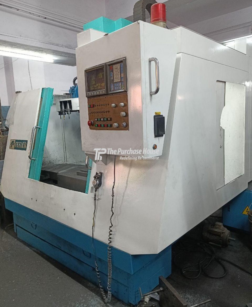 VERTICAL MACHINING CENTER (VMC)